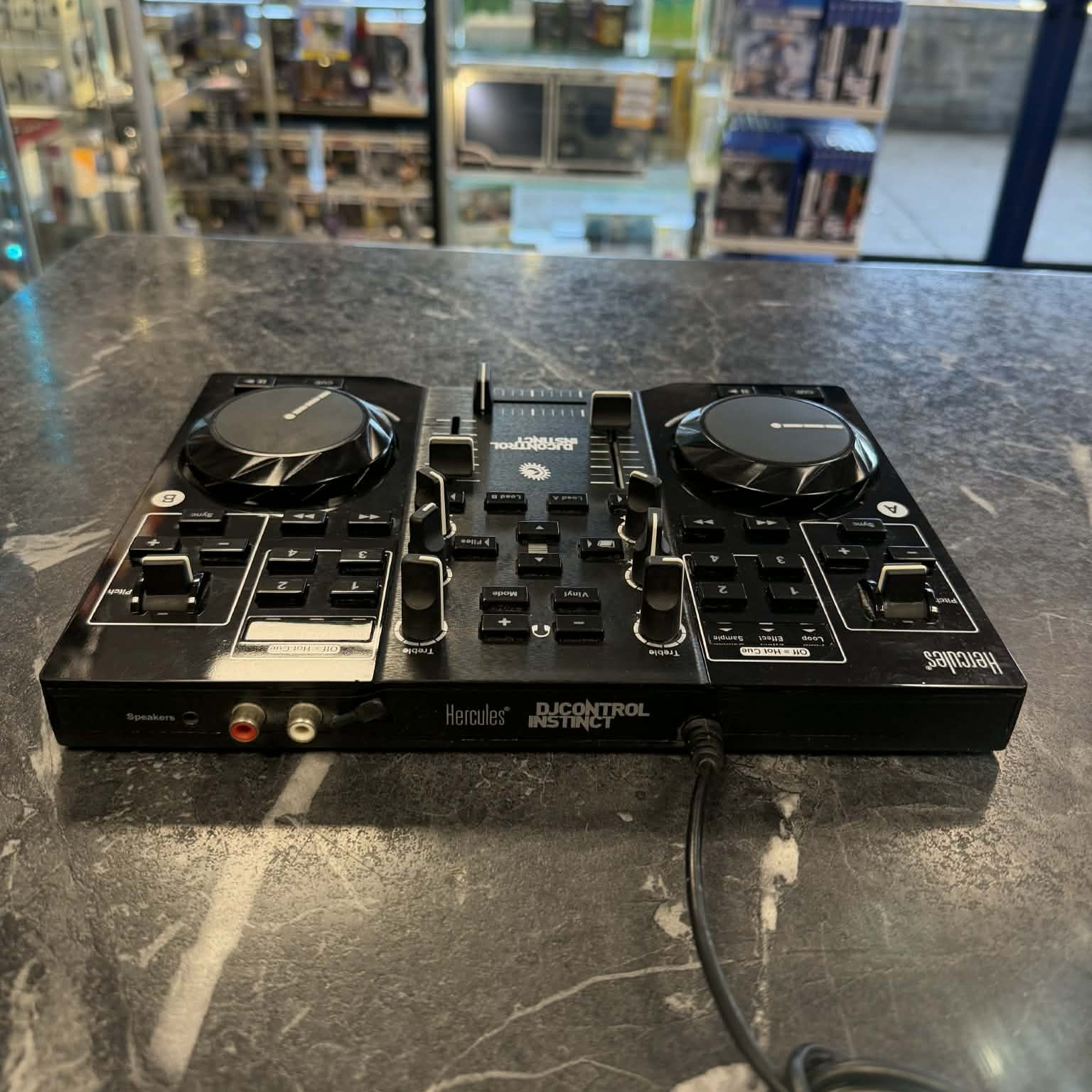 Pre-owned Hercules DJ Control Instinct Controller Double Decks Mixer ...